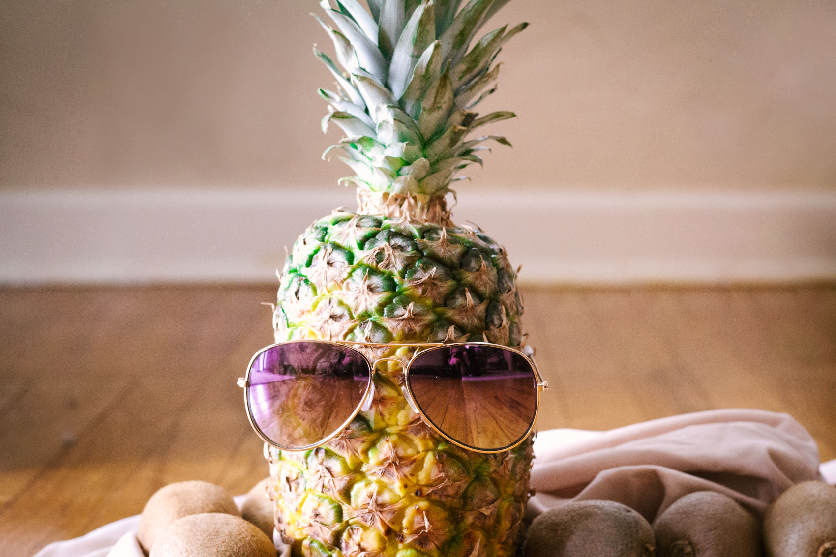 VLOG 28: Life Lessons from a Pineapple - Allyn Lewis